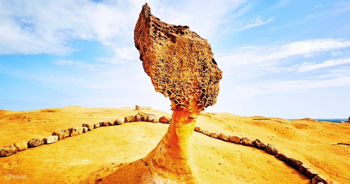 [Muslim Friendly] Northern Taiwan: Yehliu, Jiufen & Shifen Day Tour ...